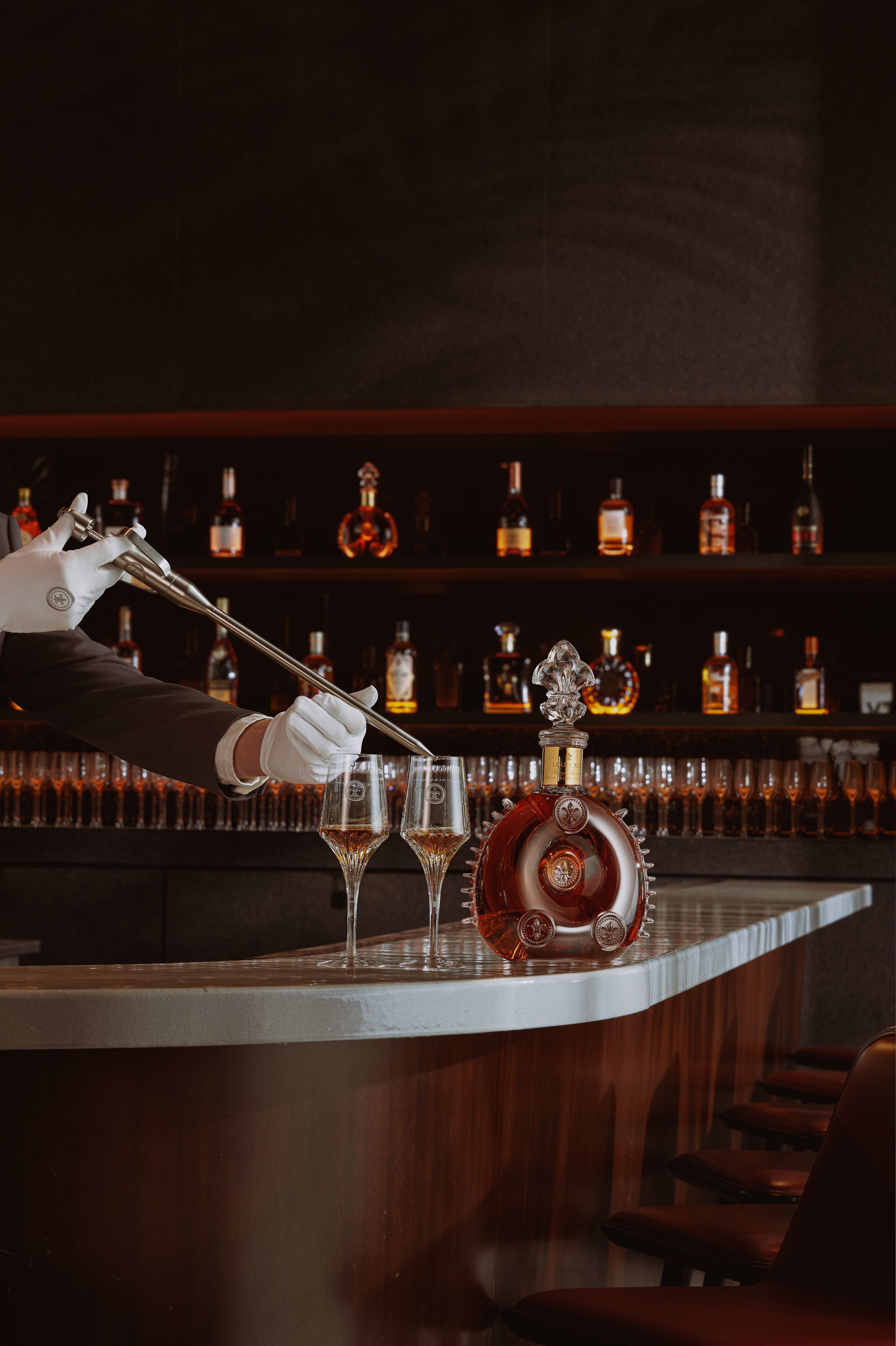 A refilling ritual for LOUIS XIII Cognac